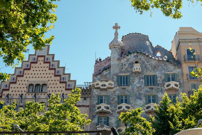 Treasures of Barcelona: Private Gaudi Walking Tour - The Itinerary in Detail