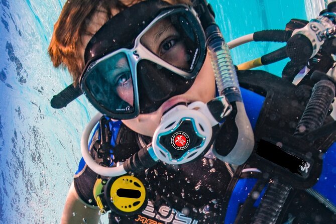 Underwater adventure with sea baptism on the Island of Elba - The Experience in Context