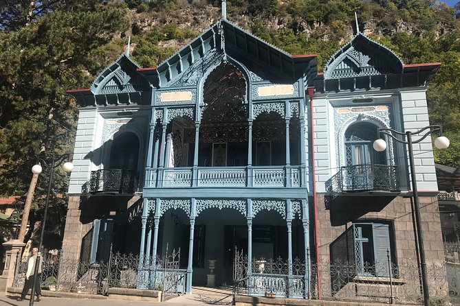 Vardzia caves - Rabati castle - Borjomi park from Tbilisi one-day tour - Who Should Consider This Tour?