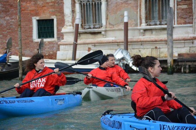 Venice: 60' Quick Kayak Tour with guide