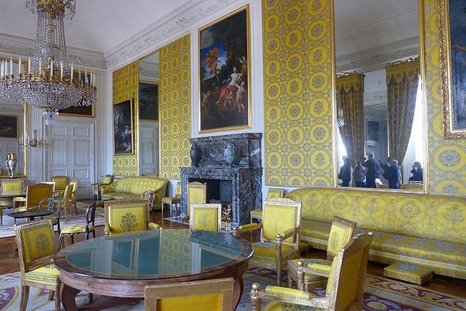 Versailles Guided Tour and Priority Access with Hotel* Pickup - What’s Included and What’s Not