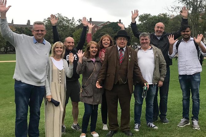 Walking tour in Merrion Square Park - Dublin Rogues Tour - What the Reviews Say