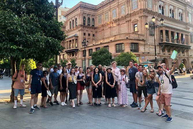 Walking Tour of Sevilla's Historic Sites