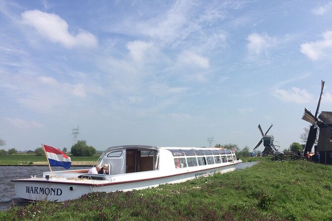 Windmill cruise through Warmond