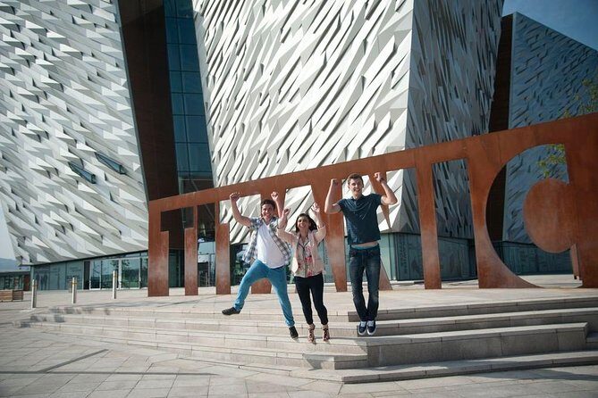 3-Day Northern Ireland Tour from Dublin: Giants Causeway & Titanic Experience - Day 1: Historic and Cultural Immersion