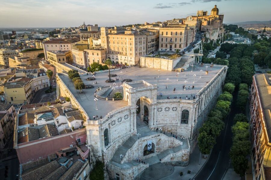 3 Hours Guided Tour of the Historical Cagliari