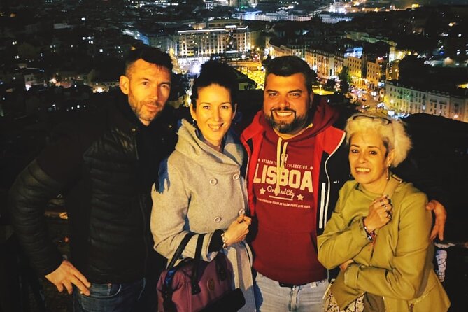 90 minutes in Lisbon with TukTuk - Transport and Practical Details