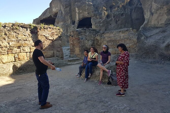 Ancient cities of Georgia Mtskheta-Jvari-Gori-Uflitsikhe - Transportation and Comfort