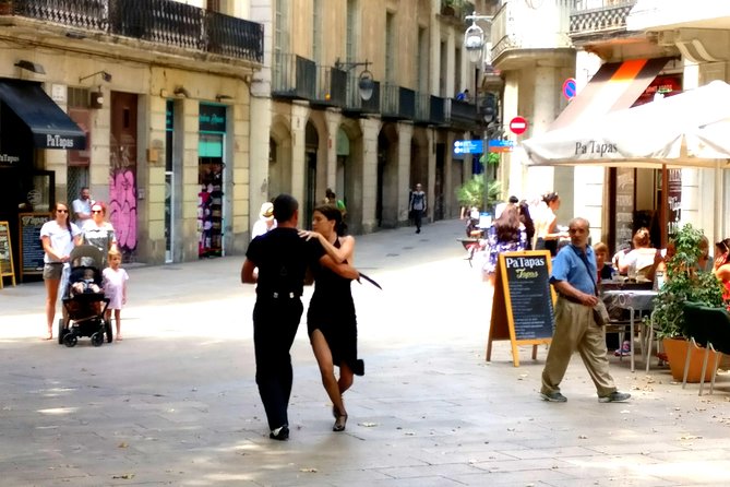 Barcelona Highlights with a Local Friend - What’s Included and What’s Not