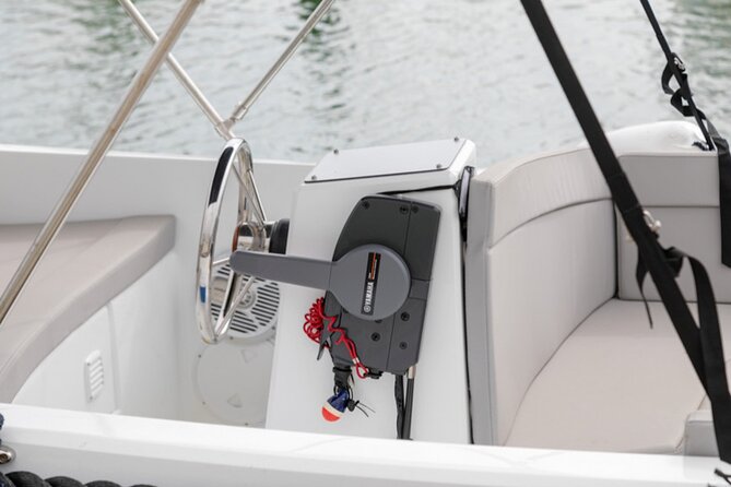 Boat Rental Without License in Benalmádena - Analyzing the Price and Value