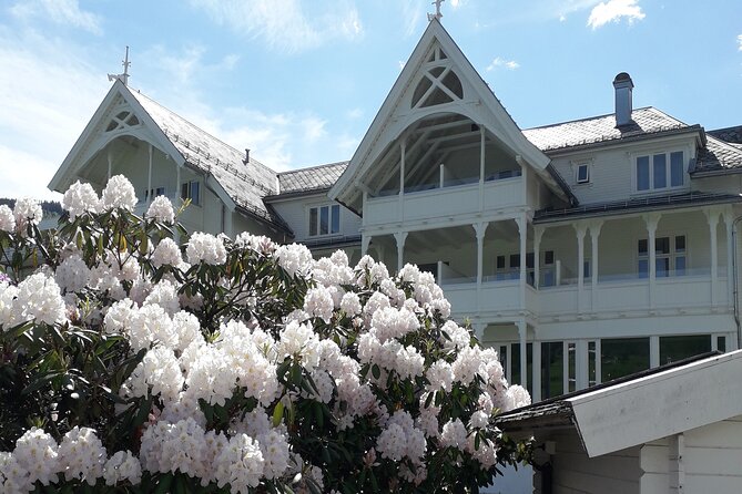 Bride's Veil and Steinsdalsfossen waterfalls with sceneries of Hardanger Fjord - FAQs