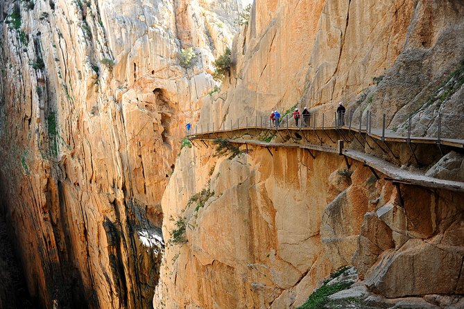 Caminito del Rey Small Group Tour from Malaga with Picnic - Authentic Experiences and Practical Details