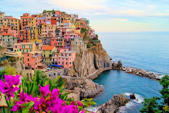 Cinque Terre with Vernazza Manarola and Corniglia Fullday from Florence - The Value: Price, Guides, and Comfort