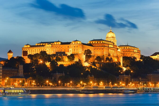 Cocktail Cruise Downtown Budapest - Value and Pricing: Is it Worth It?