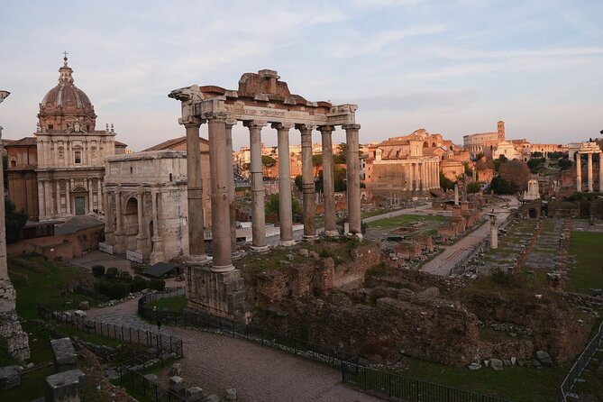 Colosseum, Roman Forum and Palatine Hill with Isuf - The Authentic Touch of Guide Isuf
