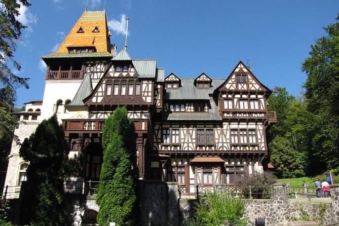 DRACULA CITY BREAK Bran Castle, Peles Castle Sinaia, Brasov City - What’s Not Included (and Why it Matters)