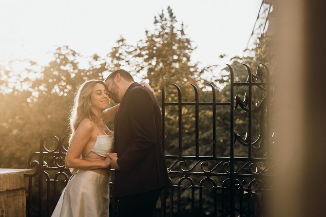 Eiffel Tower Private Photoshoot With a Professional Photographer - Is This Experience Right for You?