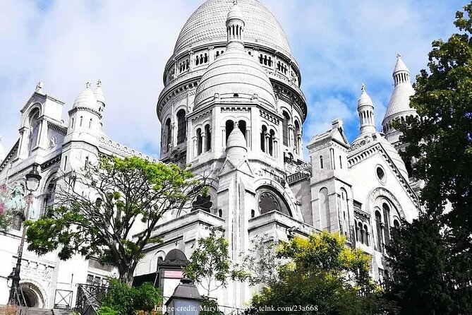 Explore Bohemian Montmartre: Private Half-Day Walking Tour - What We Loved and What to Keep in Mind