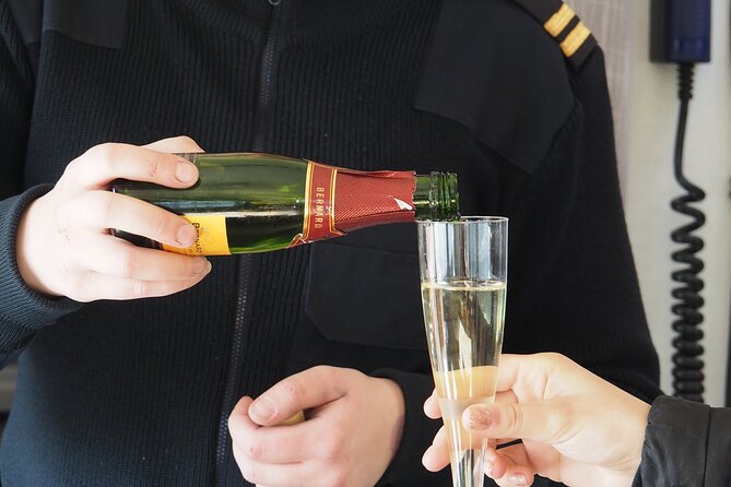 Ferry to Suomenlinna Fortress Island - How the Schedule Enhances Your Visit