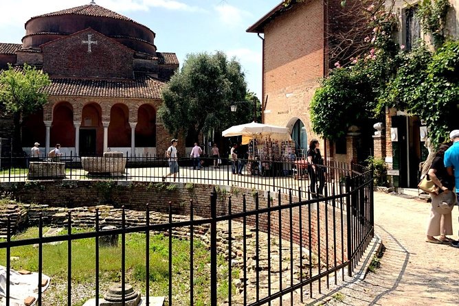 Full-day excursion to Murano, Burano and Torcello from Venice Train Station - Who Should Book This Tour?