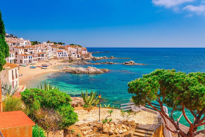 Girona and Costa Brava Private Tour with Pick-up from Barcelona - FAQ