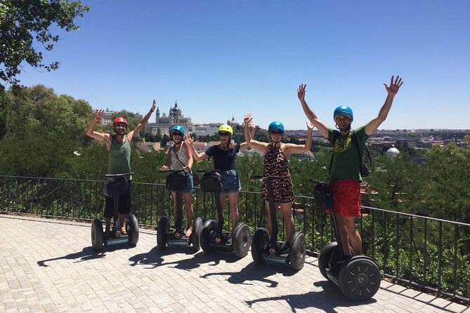 Gourmet edition: Segway tour and tapas - The Practicalities: Group Size, Duration, and Convenience