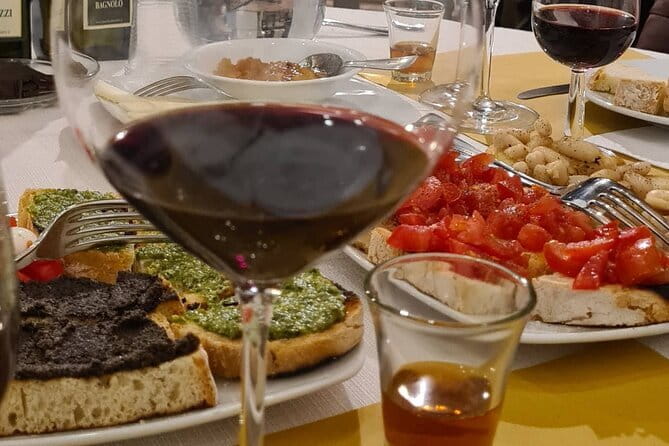 Horseback ride and Poolside Day chillout with Tuscan Lunch - Is It Worth the Price?