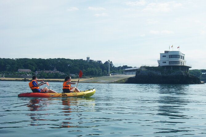 Kayak excursion through the Bay of Santander. - Highlights of each stop and experience