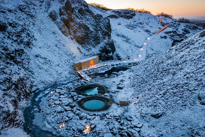 Lava Waterfalls, Sagas & Unique Canyon Baths - Small Group Tour - Who Will Love This Tour?