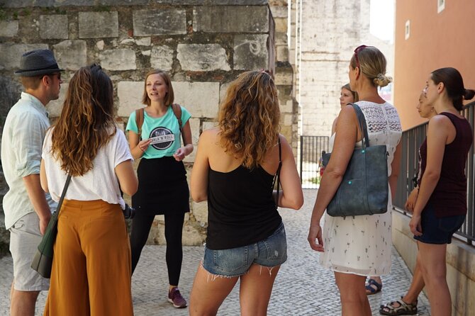 Lisbon city tour on history, culture and current topics - Value for Money