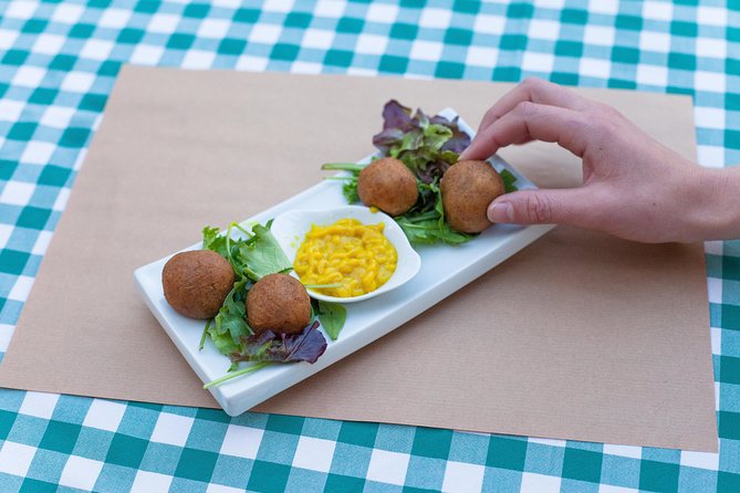 Lisbon Food & Local Drinks Evening Tour by Food Lover Tour - Authentic Food and Wine Highlights