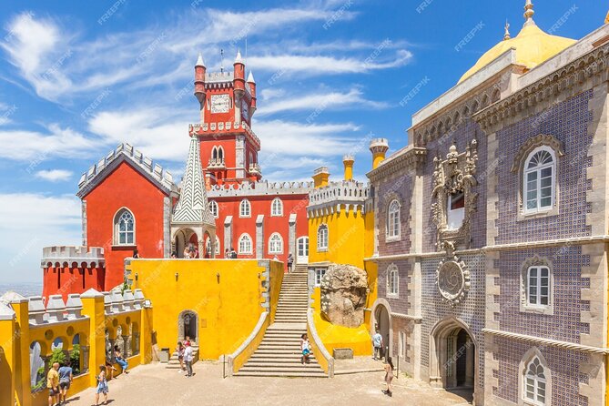 Lisbon: Pena Palace, Sintra center, Cascais private tour - Stop 3: Cascais – The Seaside Charm