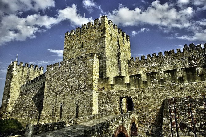 Lisbon Small-Group Sightseeing City Tour with Transportation - Who Is This Tour Best Suited For?