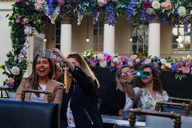 London Tootbus Bar Bus Sunset Tour with Drinks - FAQ