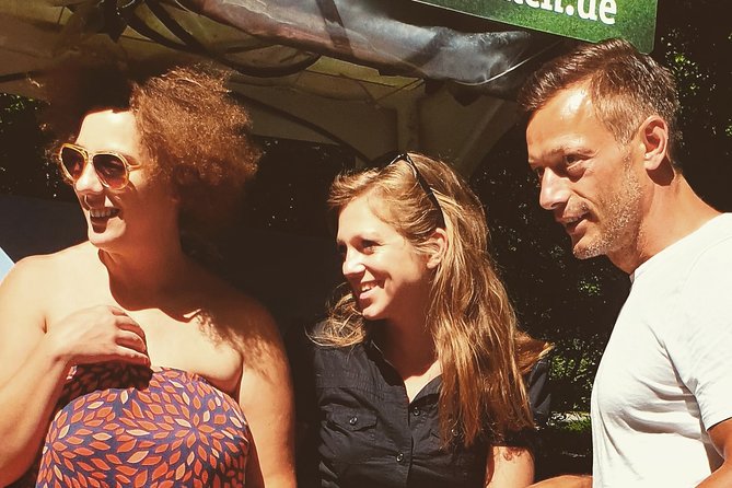 Private and full rickshaw tour in the English Garden - FAQs