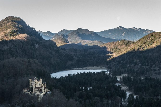 Private Castle Tour from Munich: Neuschwanstein, Hohenschwangau, and Linderhof - Who Should Book This Tour?