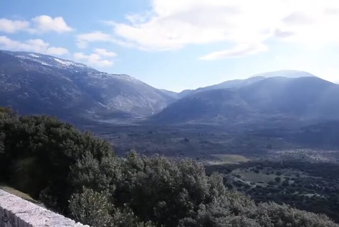 Private Delphi tour with a Pickup - Scenic Drive and the Charm of Arachova