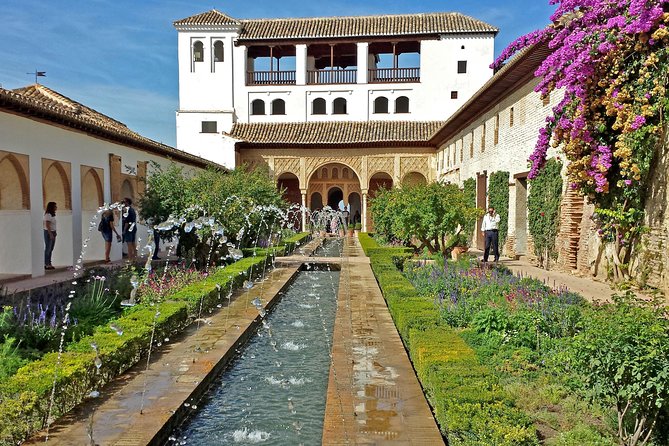 Private Granada Day Trip including Alhambra and Generalife from Seville - FAQs