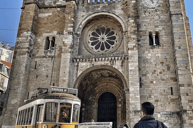 Private Half Day Tour to the City Center of Lisbon - Practical Considerations in Choosing This Tour