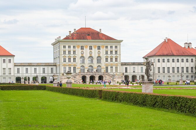 Private Munich Old Town and Nymphenburg Castle with Meal - Frequently Asked Questions