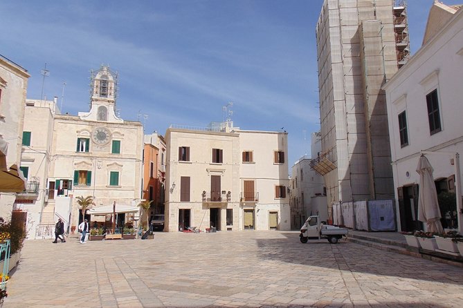Private tour in Polignano a Mare: overlooking the sea - The Sweet Finale