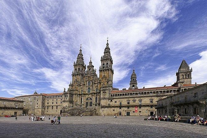 Private Tour Santiago de Compostela from Lisbon - The Sum Up