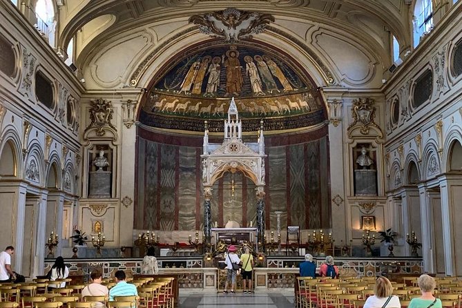 Private Tour - Trastevere and Villa Farnesina - Seeing the Neighborhood as a Local