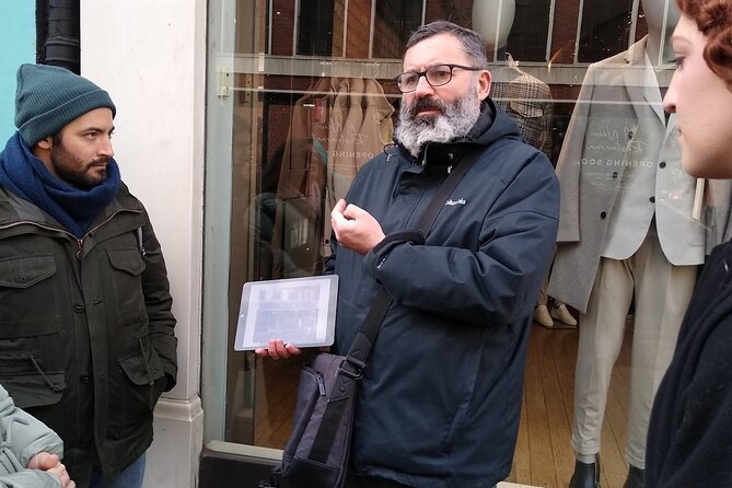 Queen Highlights Walking Tour of London - Who Should Consider This Tour?