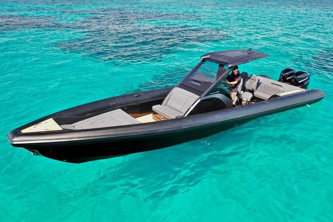 Santorini Caldera: Private Cruise with Speed Boat & Open Bar - Who Should Consider This Tour