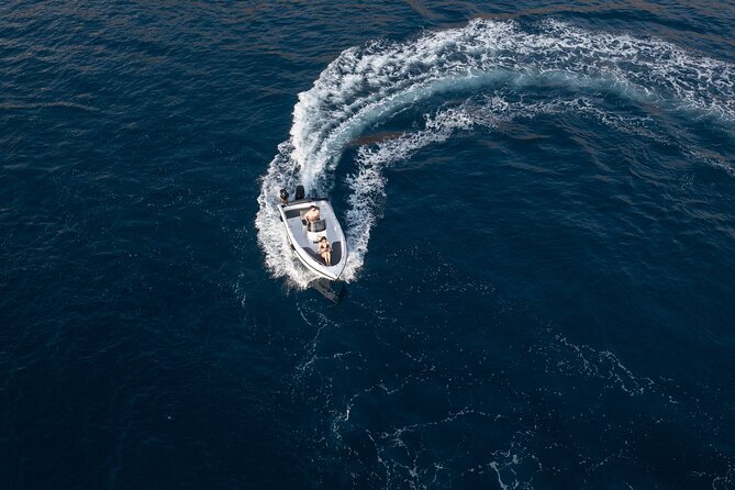 Santorini License-Free Boat Rental: Be a Captain for a Day - The Itinerary and What to Expect