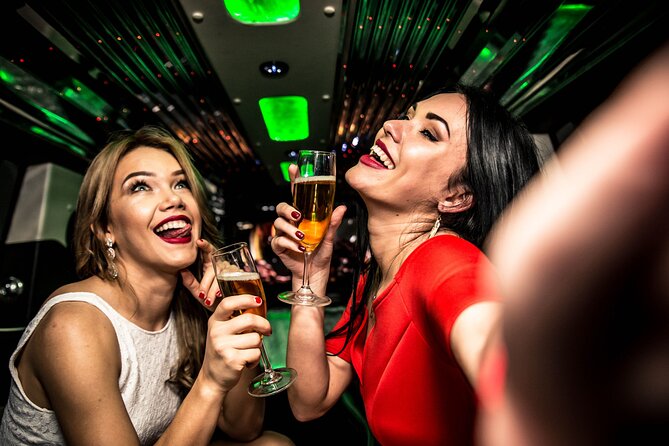 Santorini Party Bus Experience - What Makes This Tour Stand Out?