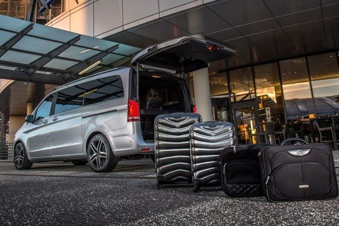 Santorini Private Transportation Services - The Vehicle and Comfort Factor