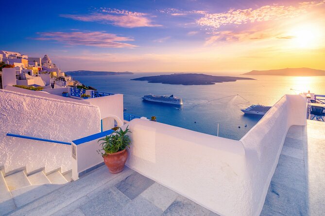 Santorini Tour Designed Especially for Cruise Passengers - Stop Two: Oia