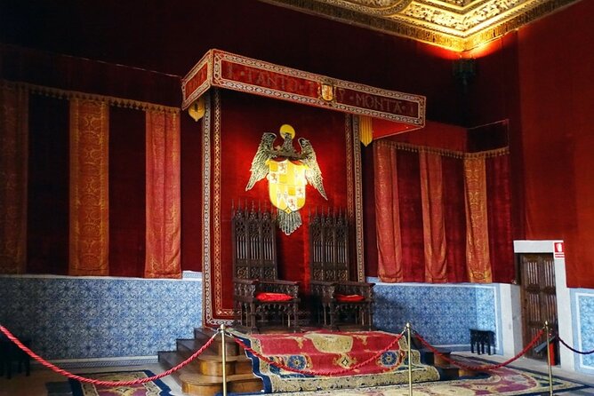 Segovia Tour with Guided Walking Tour Included - Who Should Consider This Tour?